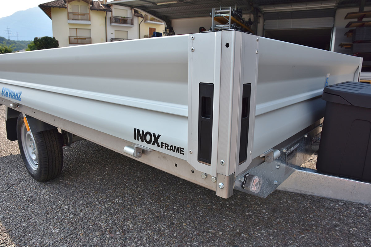 Zweiachsige PKW-Anhänger für einen professionellen Transport bei geringstem Eigengewicht. Viele ...